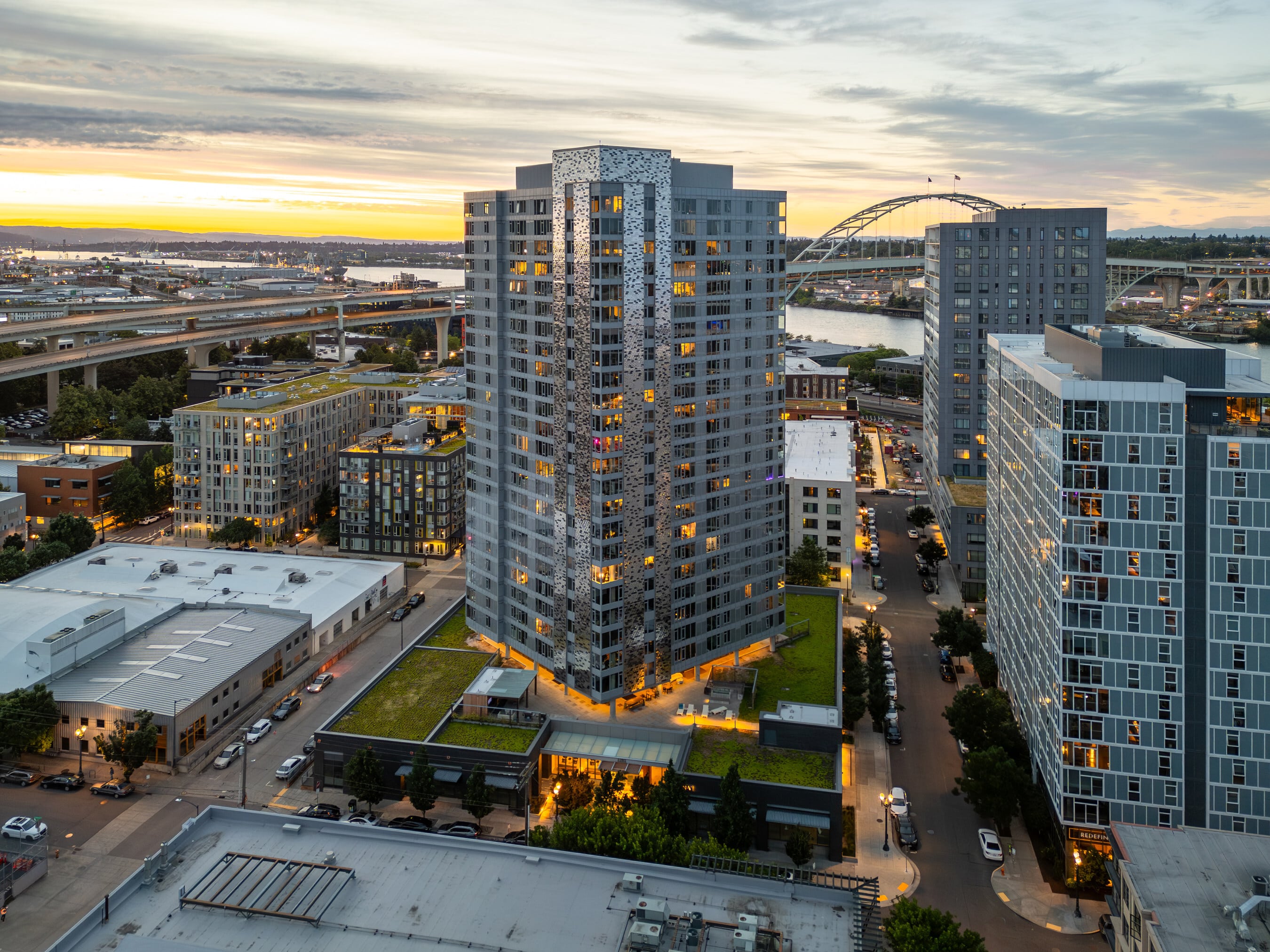 Security Properties and Rockwood Capital Purchase 284-Unit Portland ...