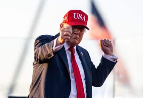 Trump Offers to Help Resolve the Stalled Commanders Stadium Project ...