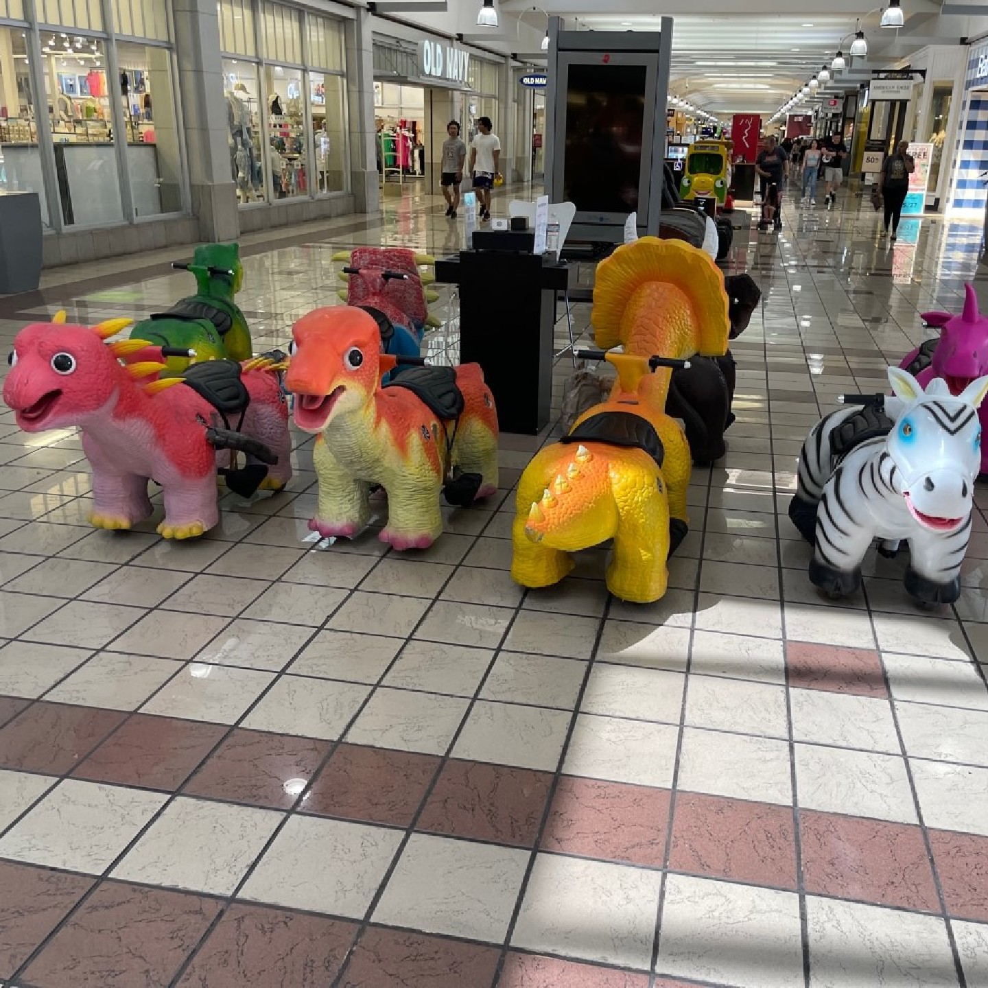 Mershops Acquires California Mall for $50 Million | Weekly Real Estate News